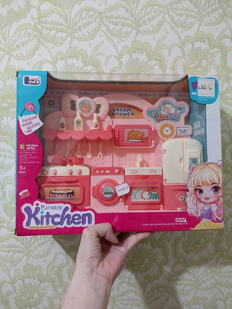 Mainan anak Kitchen set playhouse, Toys & Collectibles, Mainan di Carousell