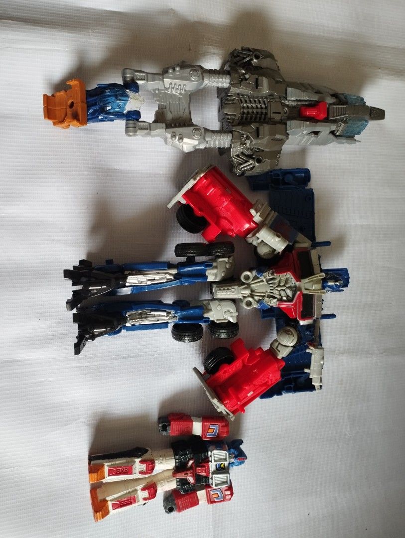 Mainan robot Transformers second, Toys & Collectibles, Mainan di Carousell