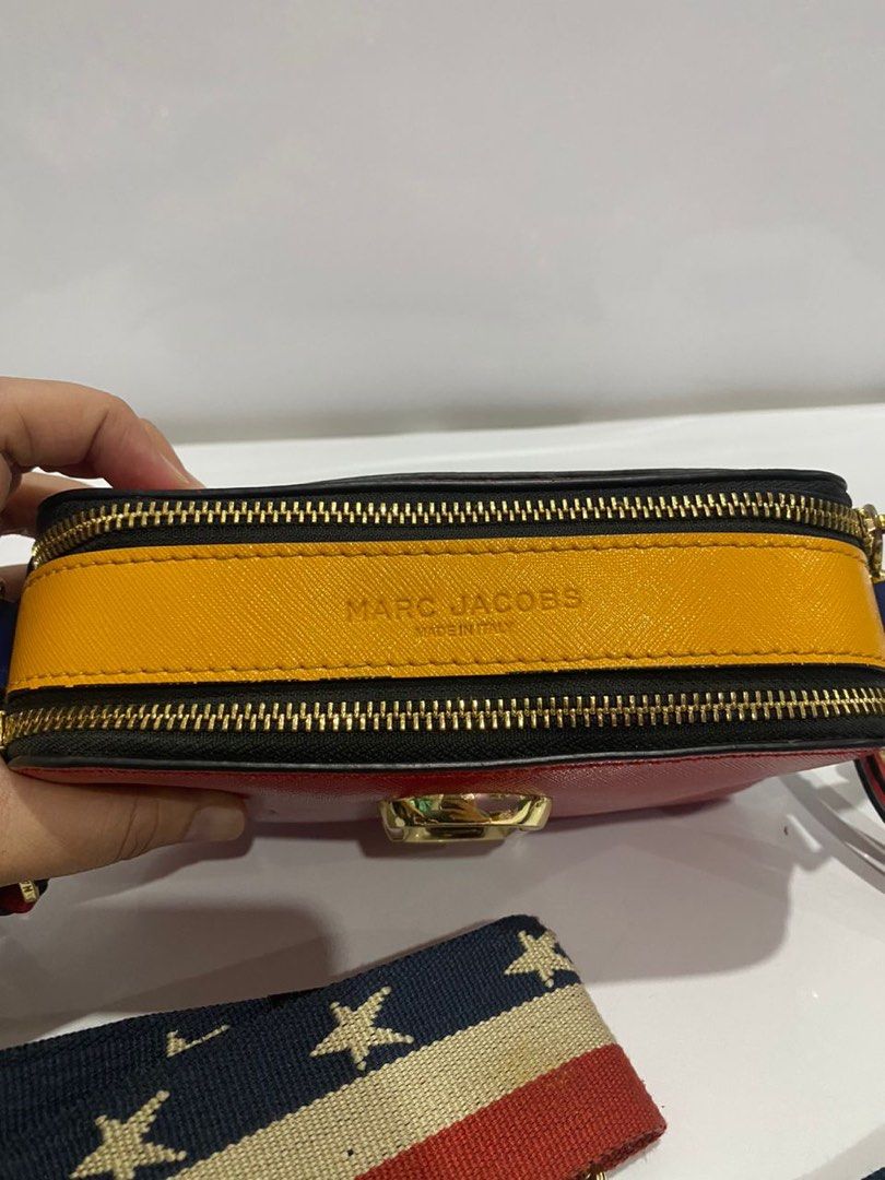 Marc Jacob Snapshot, Luxury, Bags & Wallets on Carousell