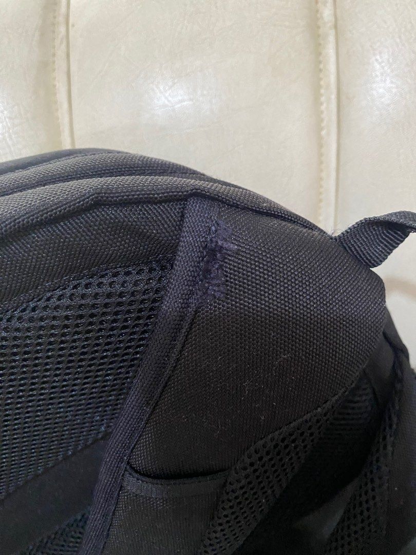 Merrell Mercer Backpack (Black), Men's Fashion, Bags, Backpacks on ...