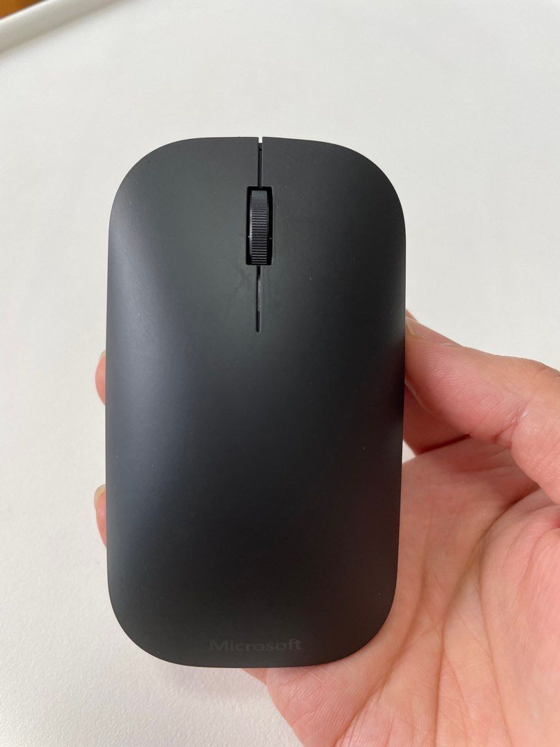 Microsoft designer bluetooth mouse, Computers & Tech, Parts ...