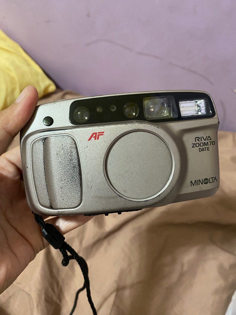 MINOLTA RIVA ZOOM 70 DATE, Photography, Cameras on Carousell