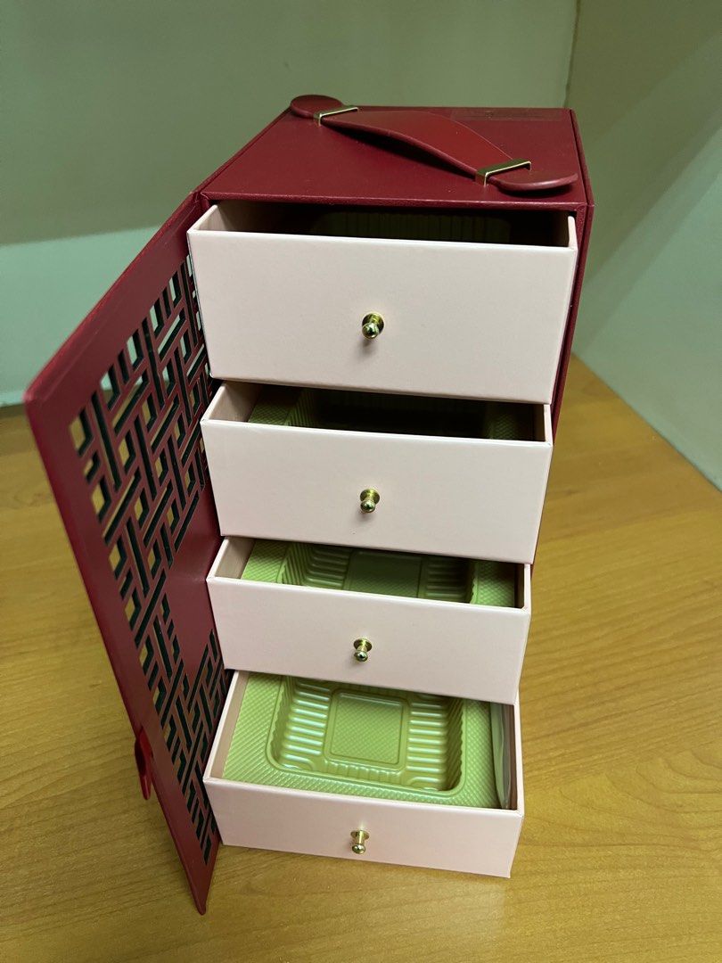 Marriott Tang Plaza Hotel Mooncake Box, Furniture & Home Living, Home ...