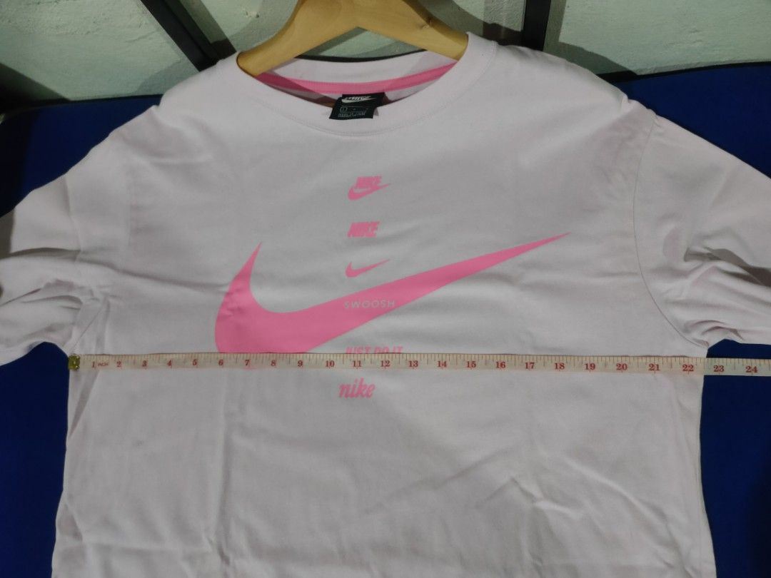 Nike Multi-ligo Bigswoosh, Men's Fashion, Tops & Sets, Tshirts & Polo ...