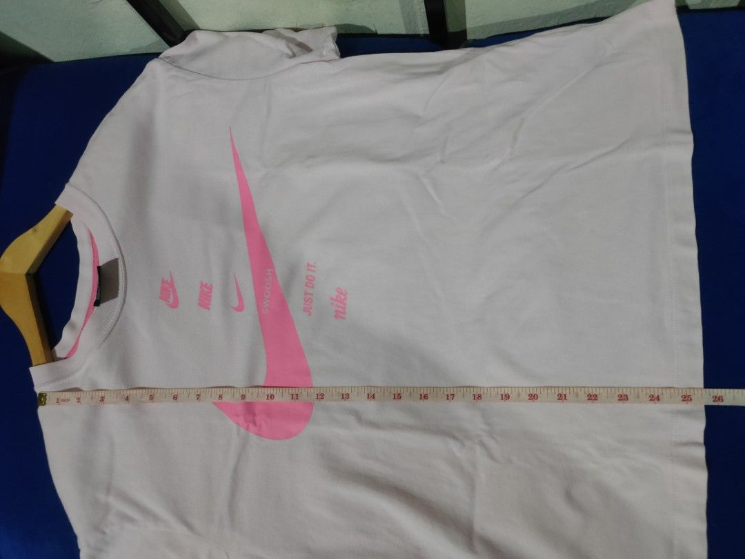 Nike Multi-ligo Bigswoosh, Men's Fashion, Tops & Sets, Tshirts & Polo ...