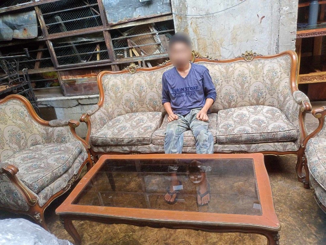 old victorian sala set, Hobbies & Toys, Memorabilia & Collectibles ...