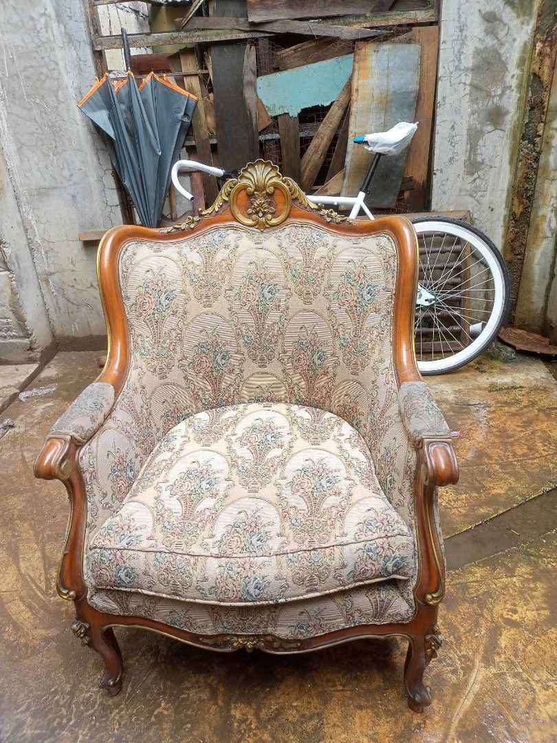 old victorian sala set, Hobbies & Toys, Memorabilia & Collectibles ...