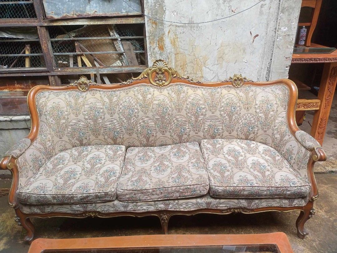 old victorian sala set, Hobbies & Toys, Memorabilia & Collectibles ...