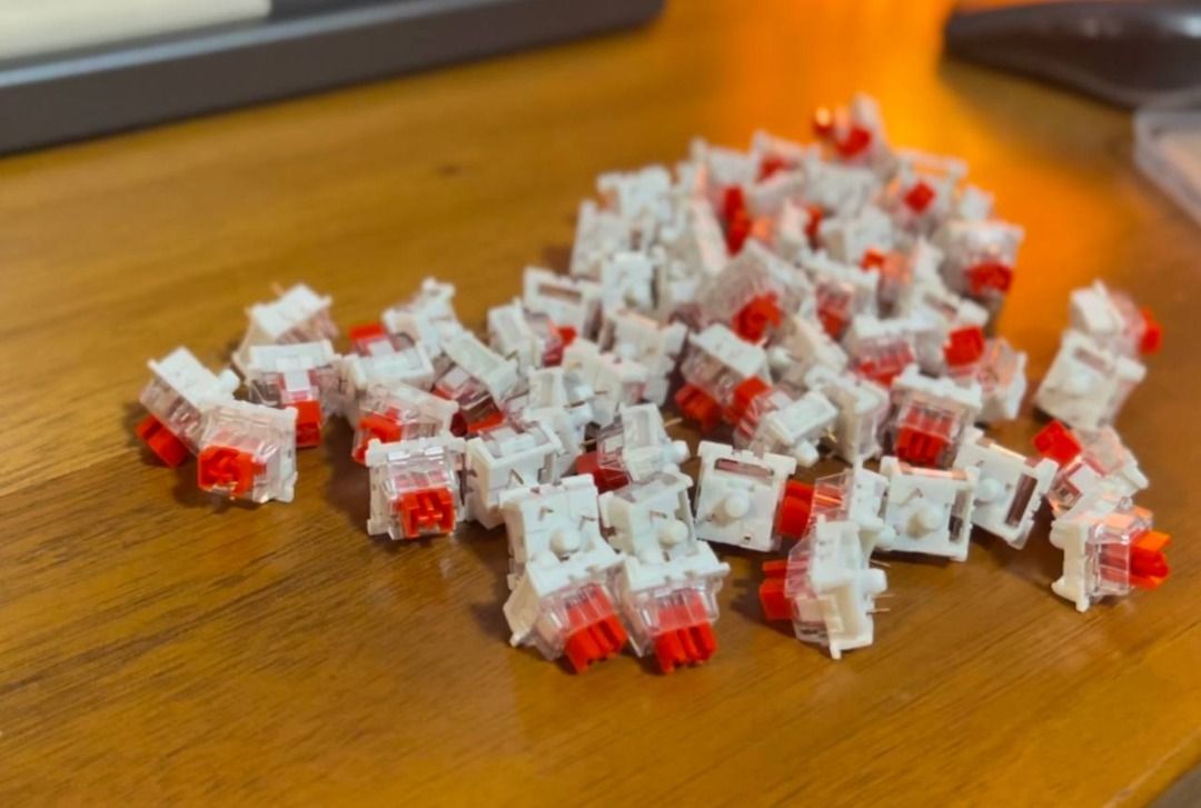 Outemu Red Linear Switches (3-Pin), Computers & Tech, Parts ...