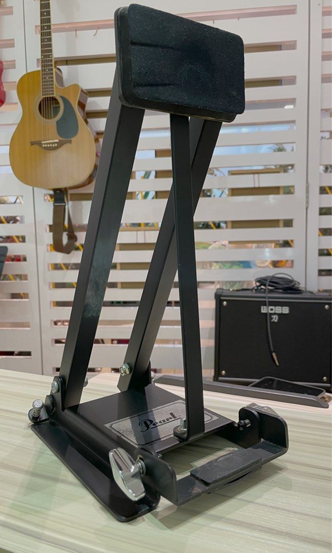 Pearl BD-10 Bass Drum Practice Pad, Hobbies & Toys, Music & Media, Musical Instruments on Carousell