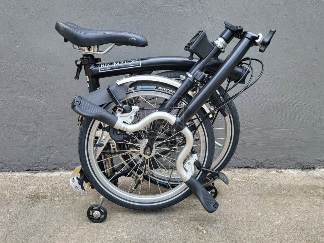 Pre-owned Brompton H3L Black 2012 in good condition, Sports Equipment ...