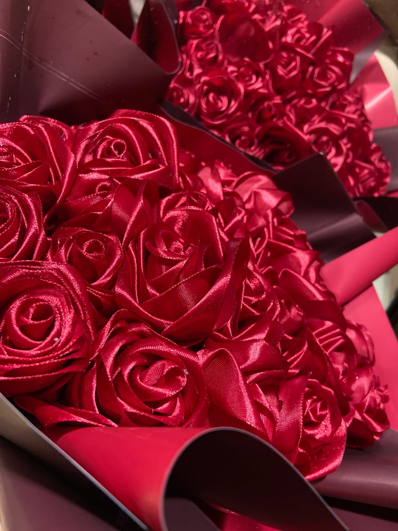 Ribbon flower bouquet, Women's Fashion, Watches & Accessories, Other ...