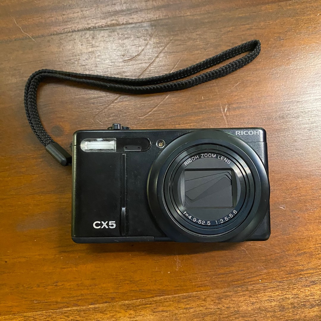 Ricoh CX5 digicam, Photography, Cameras on Carousell