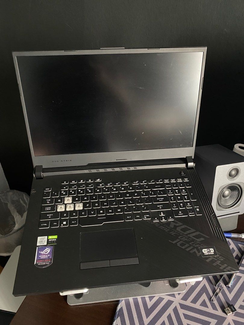 Rog Strix G712L, Computers & Tech, Laptops & Notebooks on Carousell