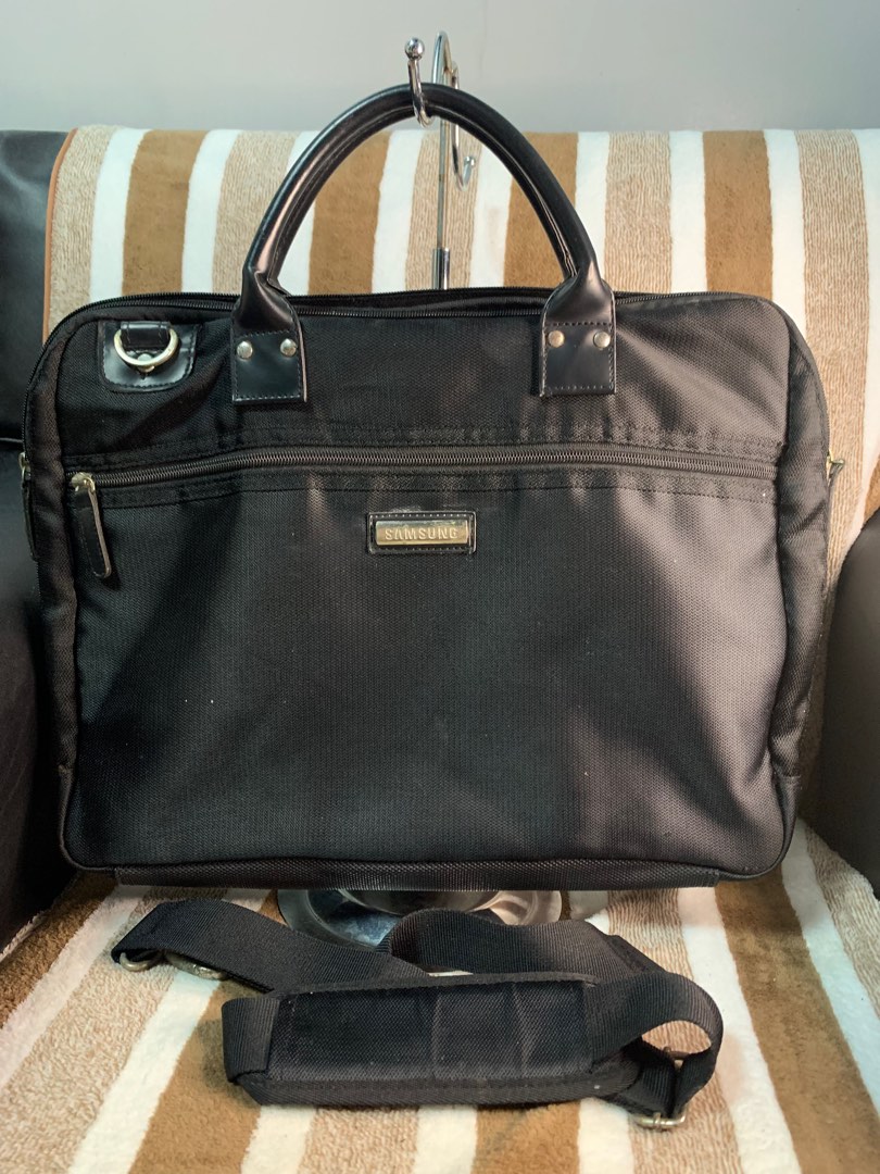 Samsung laptop bag, Men's Fashion, Bags, Briefcases on Carousell