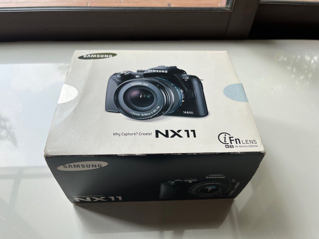 Samsung NX11 with box, Photography, Cameras on Carousell