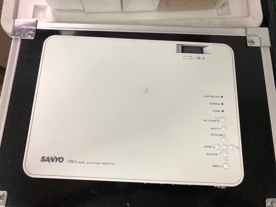 SANYO PRO xtrax Multiverse PROJECTOR, Computers & Tech, Office ...