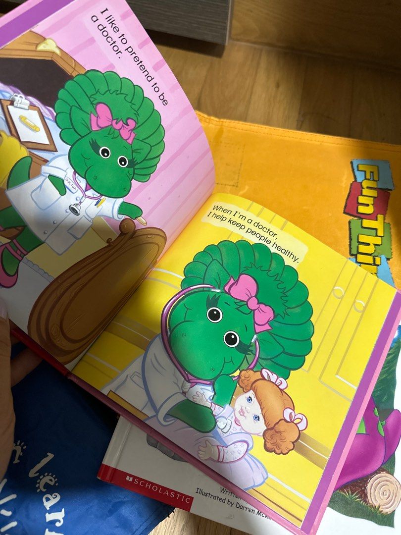 Scholastic Barney Books, Hobbies & Toys, Books & Magazines, Children's ...