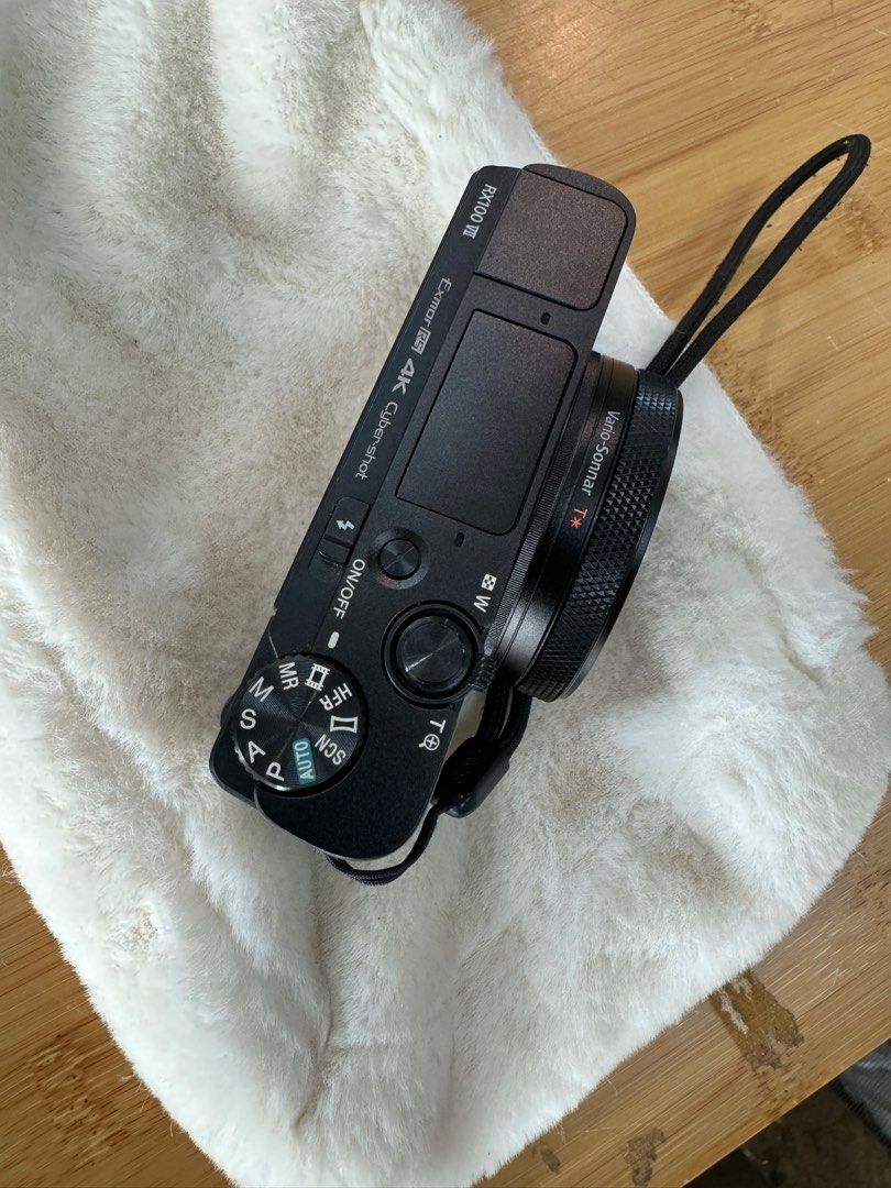 Sony RX 100 VII, Photography, Cameras on Carousell