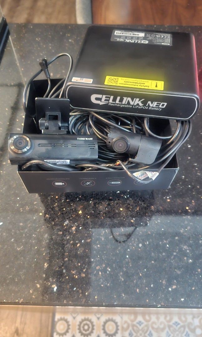 Thinkware f200 dual ch wifi with Cellink Neo batt pack, Car Accessories, Accessories on Carousell