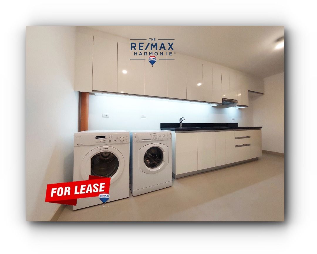 Two Roxas Triangle Tower, Property, Rentals, Apartments & Condos on ...