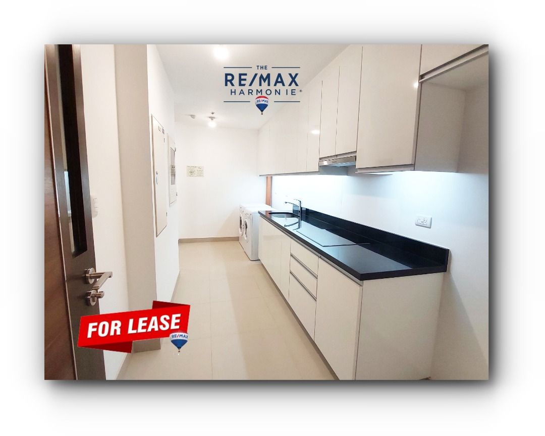 Two Roxas Triangle Tower, Property, Rentals, Apartments & Condos on ...