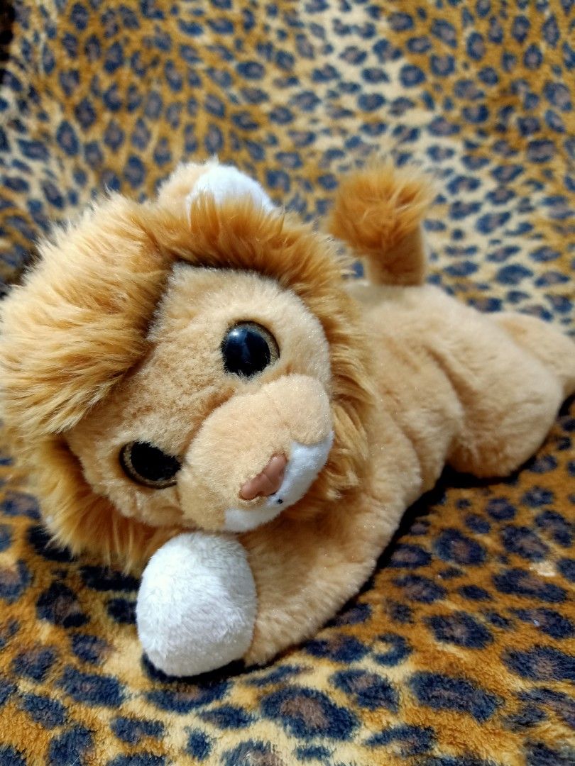 VERY CUTE BIG GLITTERY EYES KEEL TOYS LION PLUSH TOY, Hobbies & Toys ...