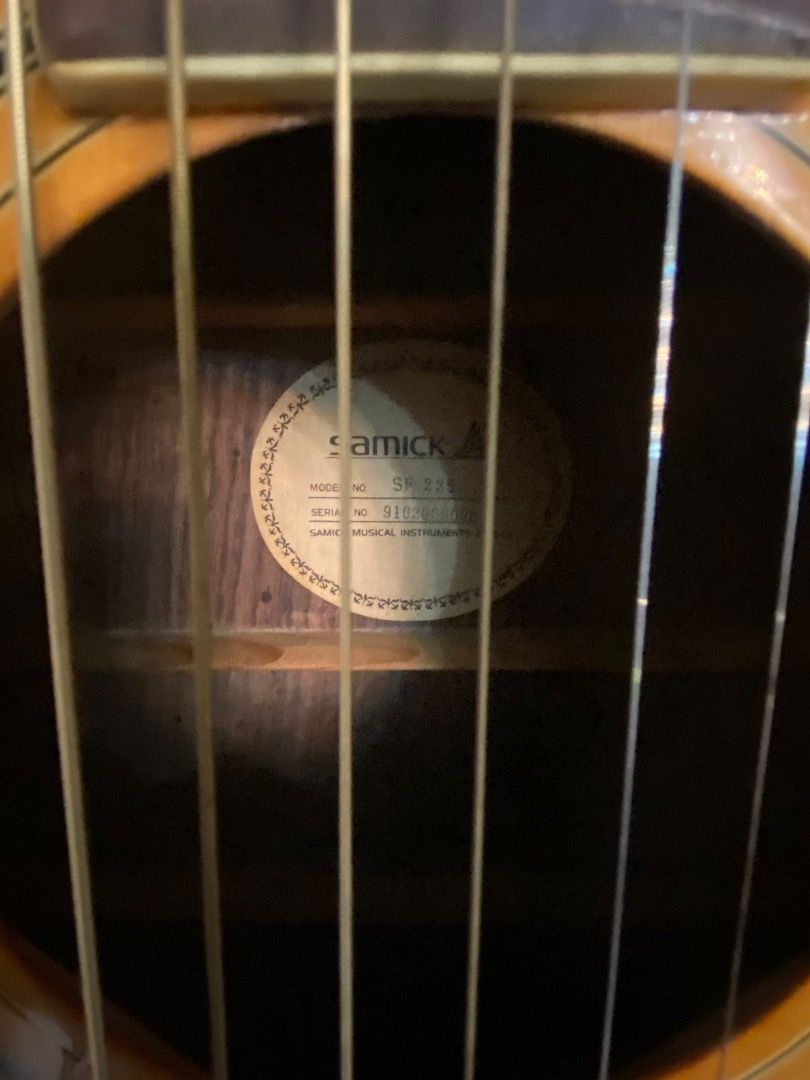 Vintage Samick SF 225 acoustic guitar, Hobbies & Toys, Music & Media ...