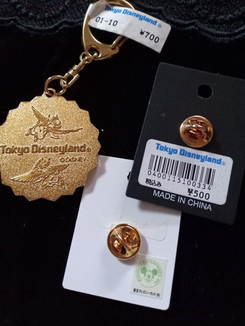 Vintage Tokyo Disneyland Pins Keychains, Hobbies & Toys, Memorabilia ...