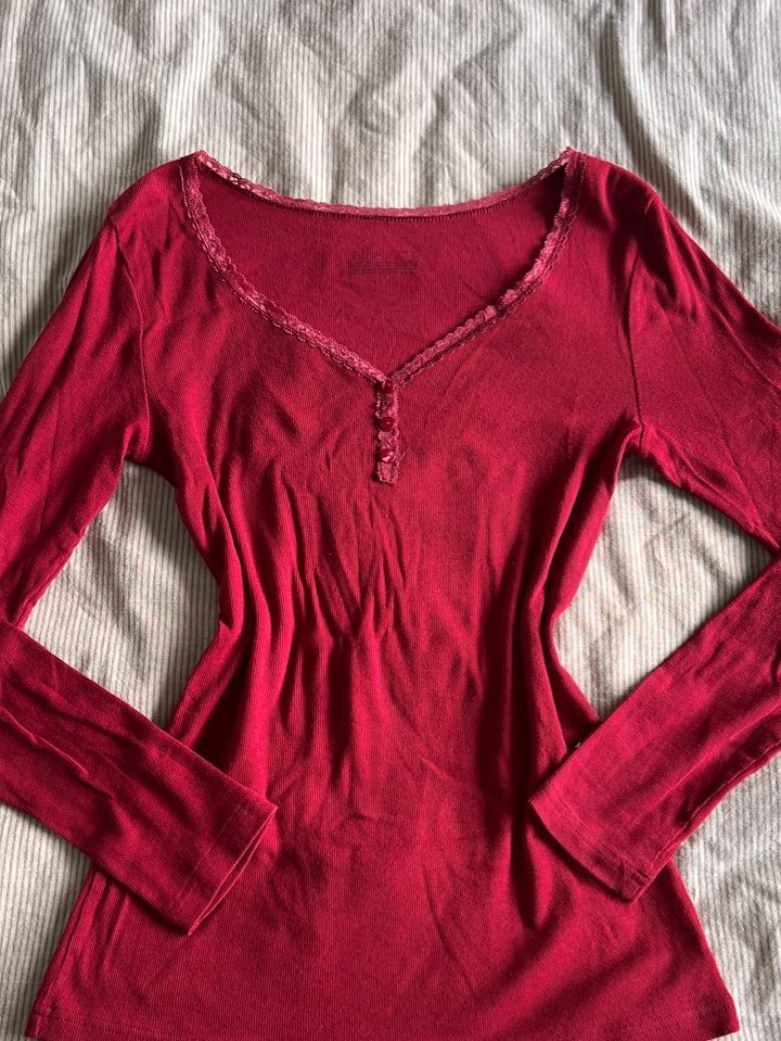 vintage y2k 2000s downtown burgundy red lace henley long sleeve, Women ...
