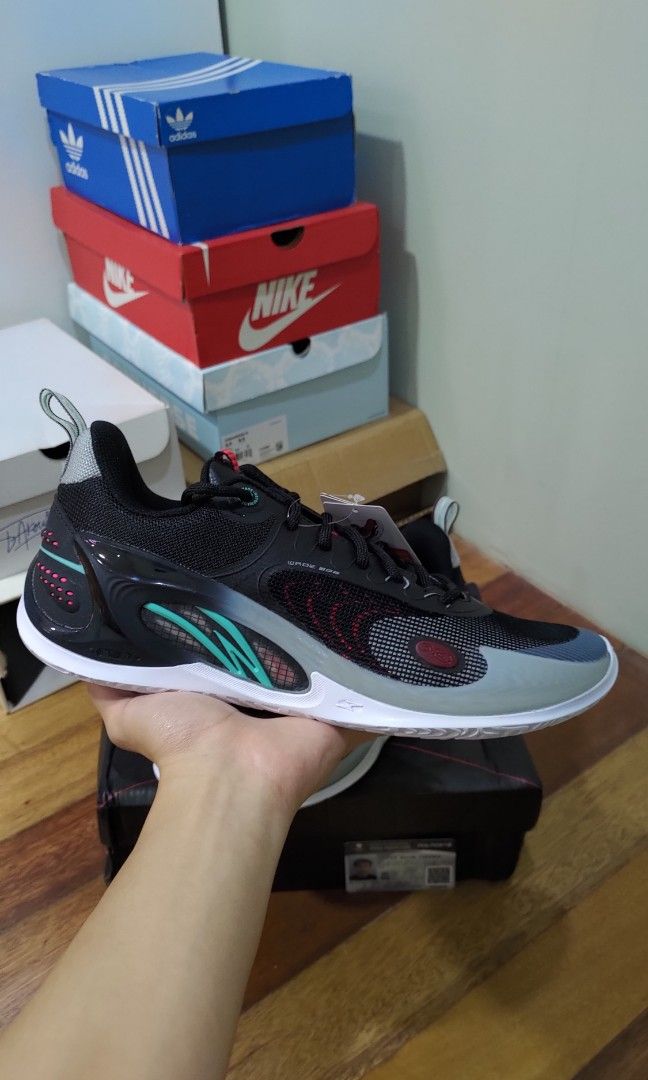 Way of Wade 808 3 "Dark Flow", Men's Fashion, Footwear, Sneakers on ...