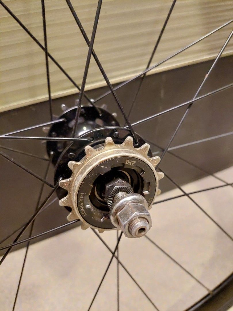 weapon a30 wheelset wts, Sports Equipment, Bicycles & Parts, Bicycles ...