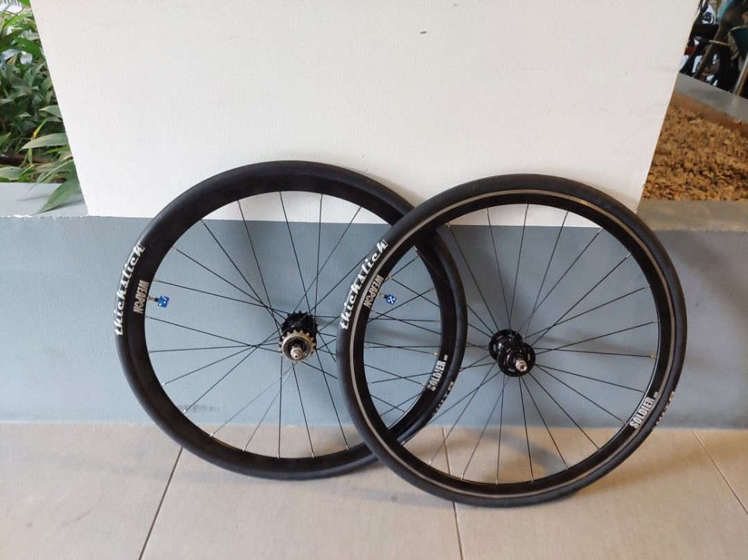weapon a30 wheelset wts, Sports Equipment, Bicycles & Parts, Bicycles ...