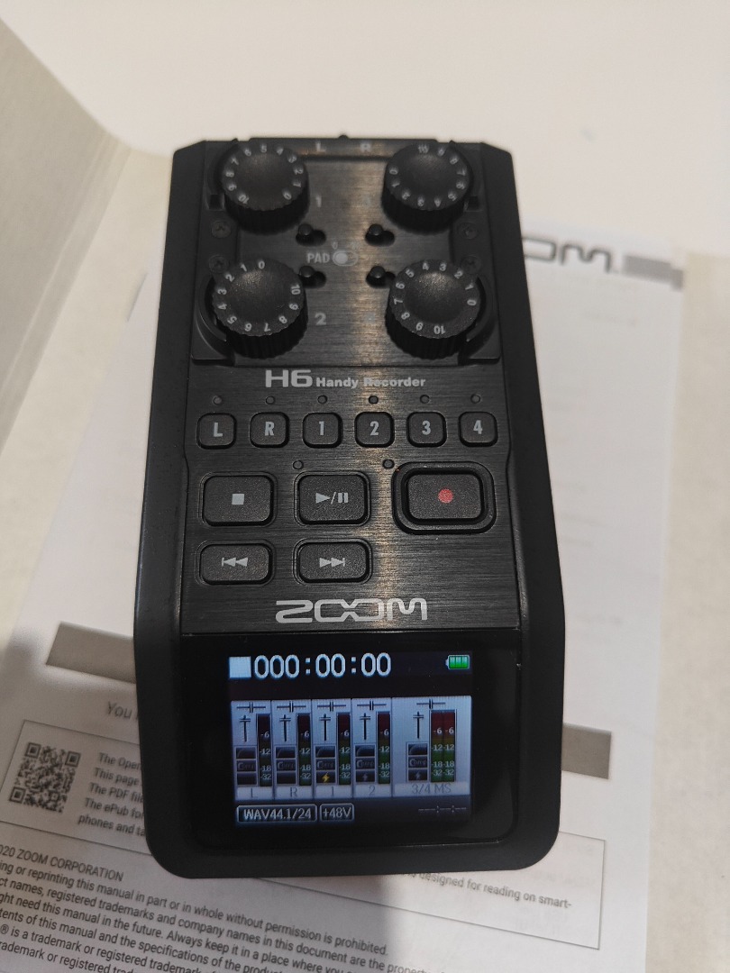 ZOOM H6 Handy Recorder, 音響器材, 錄音機 - Carousell