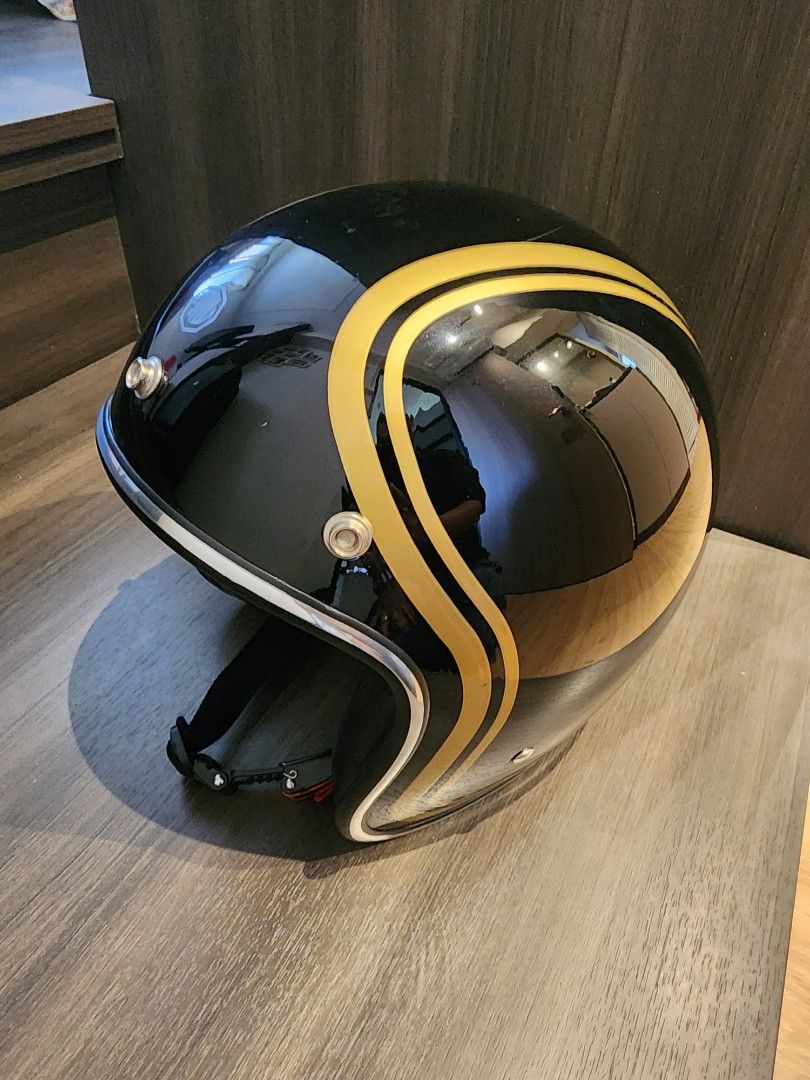 Zulu Helmet, Motorcycles, Motorcycle Apparel on Carousell