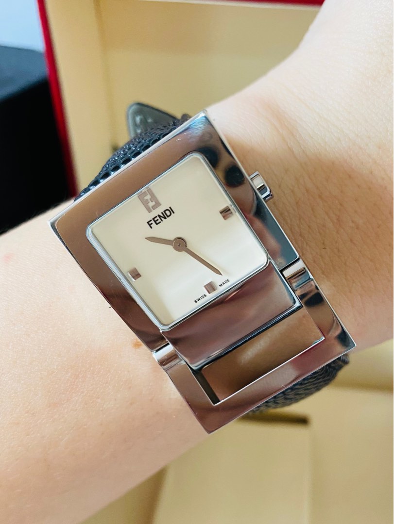 Authentic Fendi Unisex Watch, Women's Fashion, Watches & Accessories ...