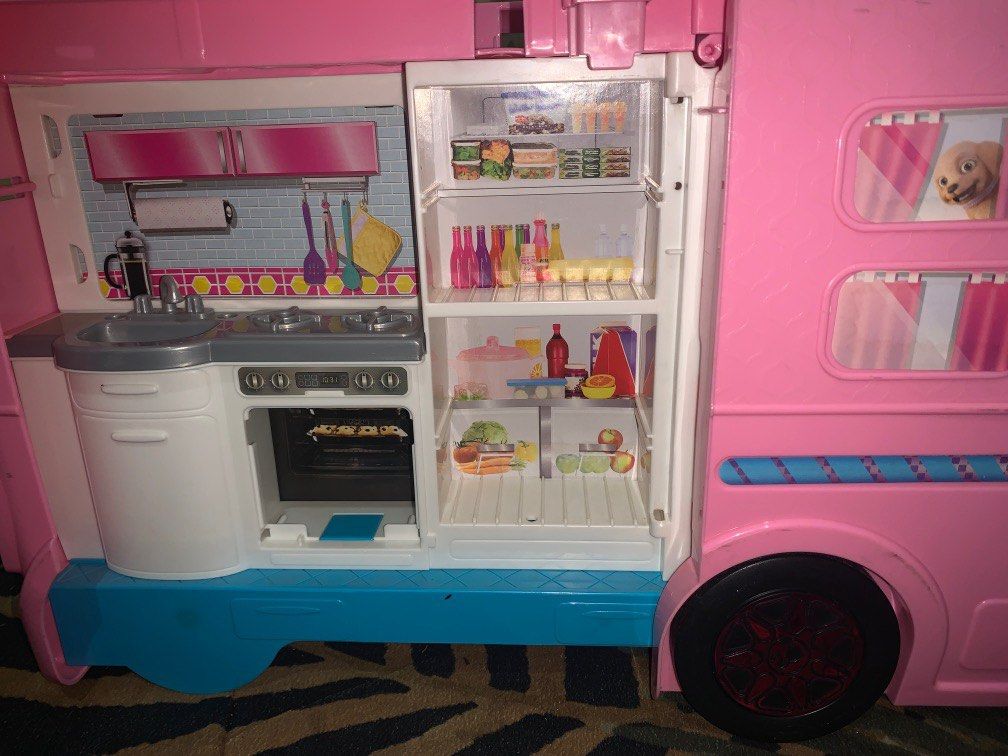 Barbie caravan, Hobbies & Toys, Toys & Games on Carousell