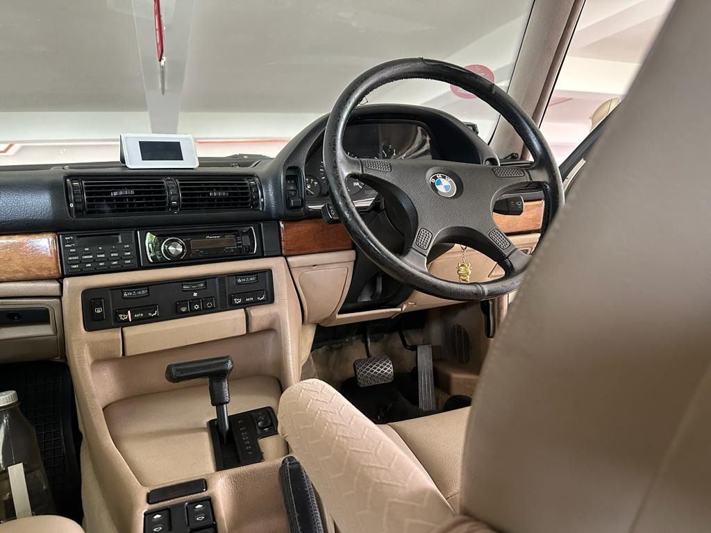 BMW E32 E34 steering wheel, Car Accessories, Accessories on Carousell