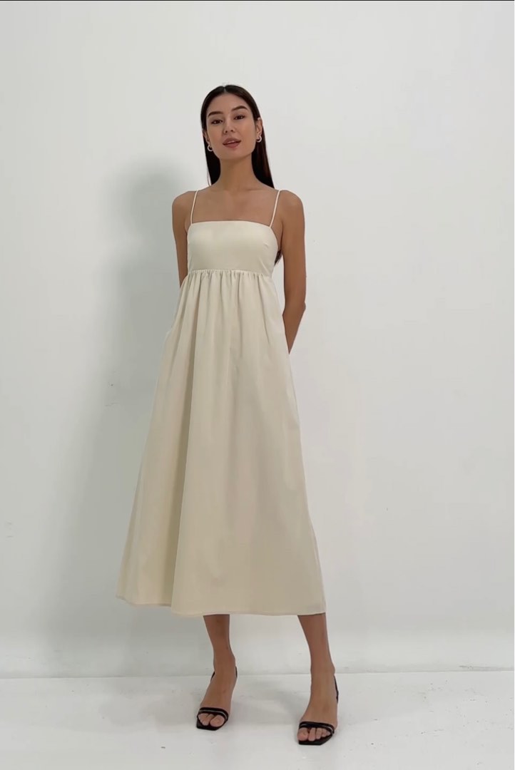 BNWT Lovet TIARA PADDED BASIC CAMI MIDAXI (OAT), Women's Fashion ...