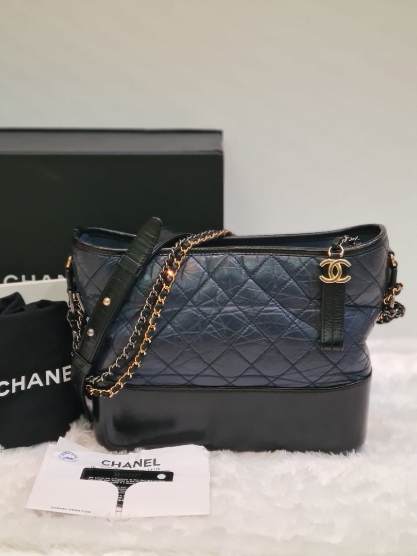 Chanel Gabrielle Medium Blue Black #26 Complete Set dv, Barang Mewah, Tas & Dompet di Carousell