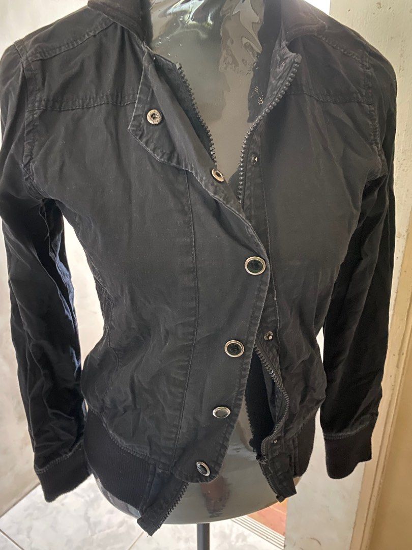 Crissa Jacket, Women's Fashion, Coats, Jackets and Outerwear on Carousell