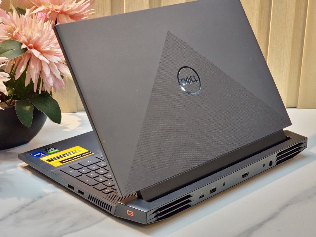 Dell G15 5520 P105F 15.6-inch FHD 1080 144Hz G-Sync i7-12700H 16GB Ram ...