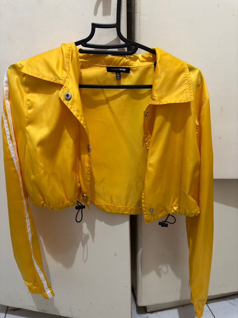 FashionNova Yellow crop jacket, Women's Fashion, Coats, Jackets and ...