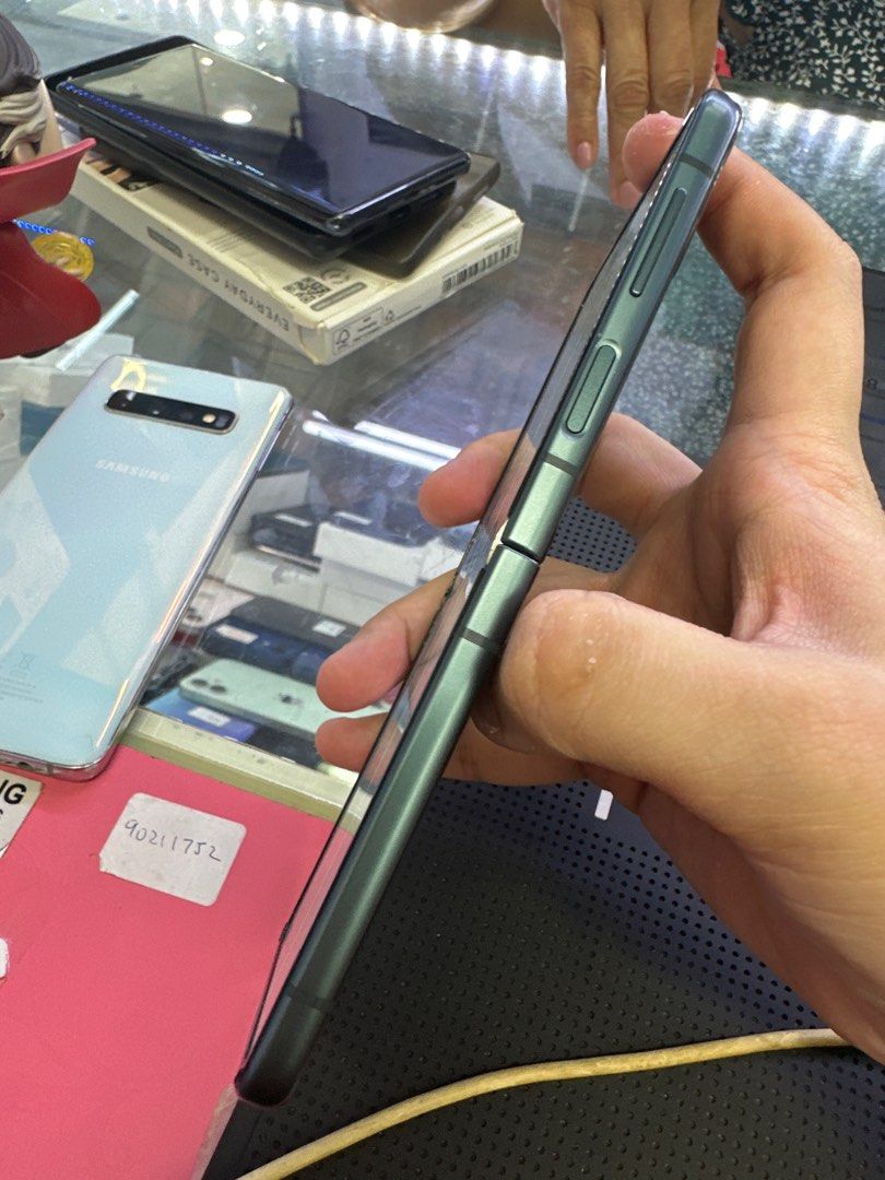 Galaxy Z Flip 3 Green 128GB, Mobile Phones & Gadgets, Mobile Phones ...