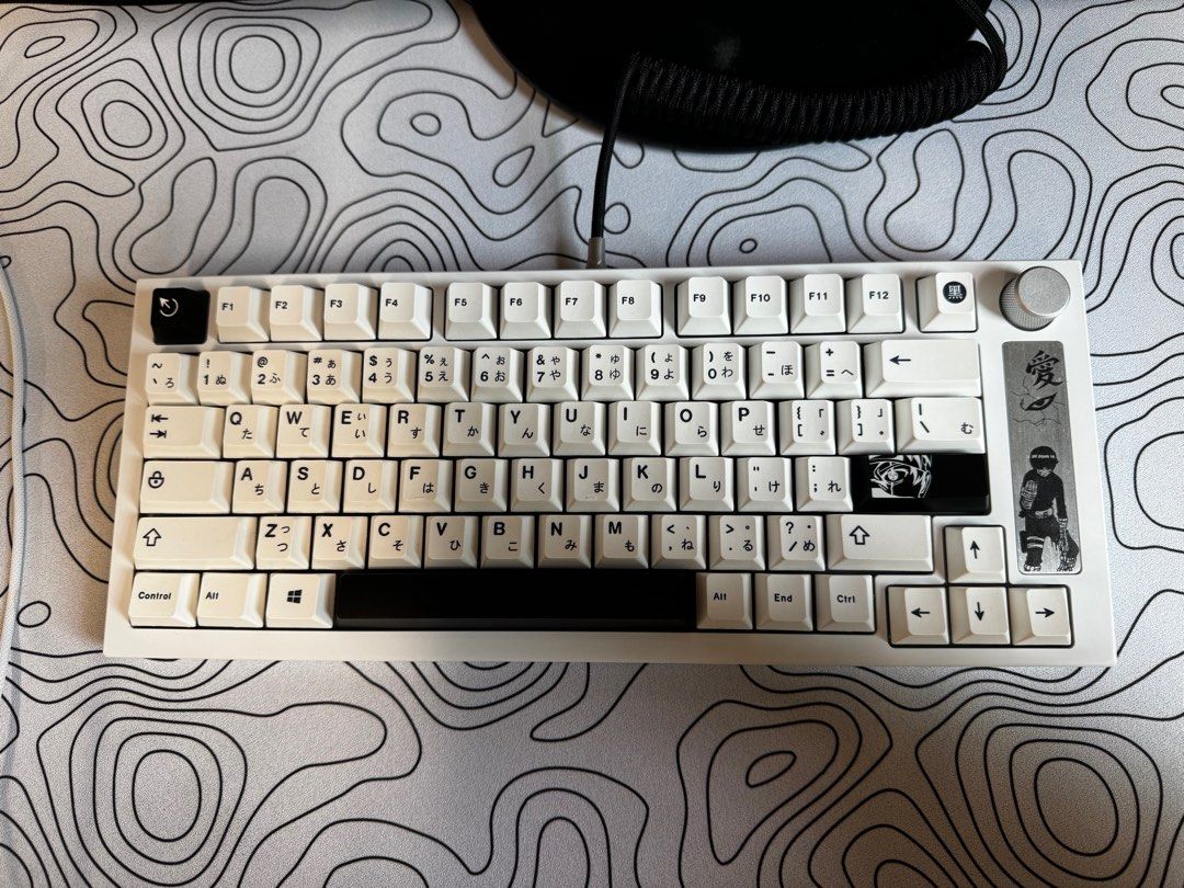 GMMK Pro (E-White) (Custom Naruto badge) Custom Mechanical Keyboard ...