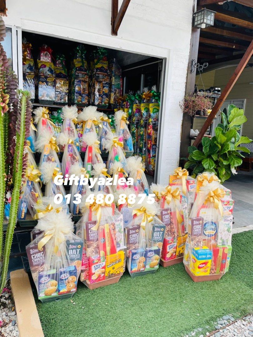 Hamper makanan dan minuman guna netting, Food & Drinks, Gift Baskets ...