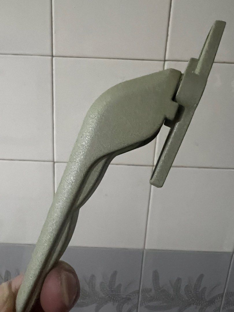 HDB Windows Handle, Furniture & Home Living, Security & Locks, Locks ...