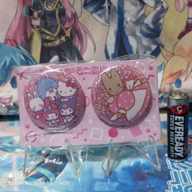 Hello Kitty Marron Cream Sanrio Ichigo Shinbun Pin Can Badge Set ...