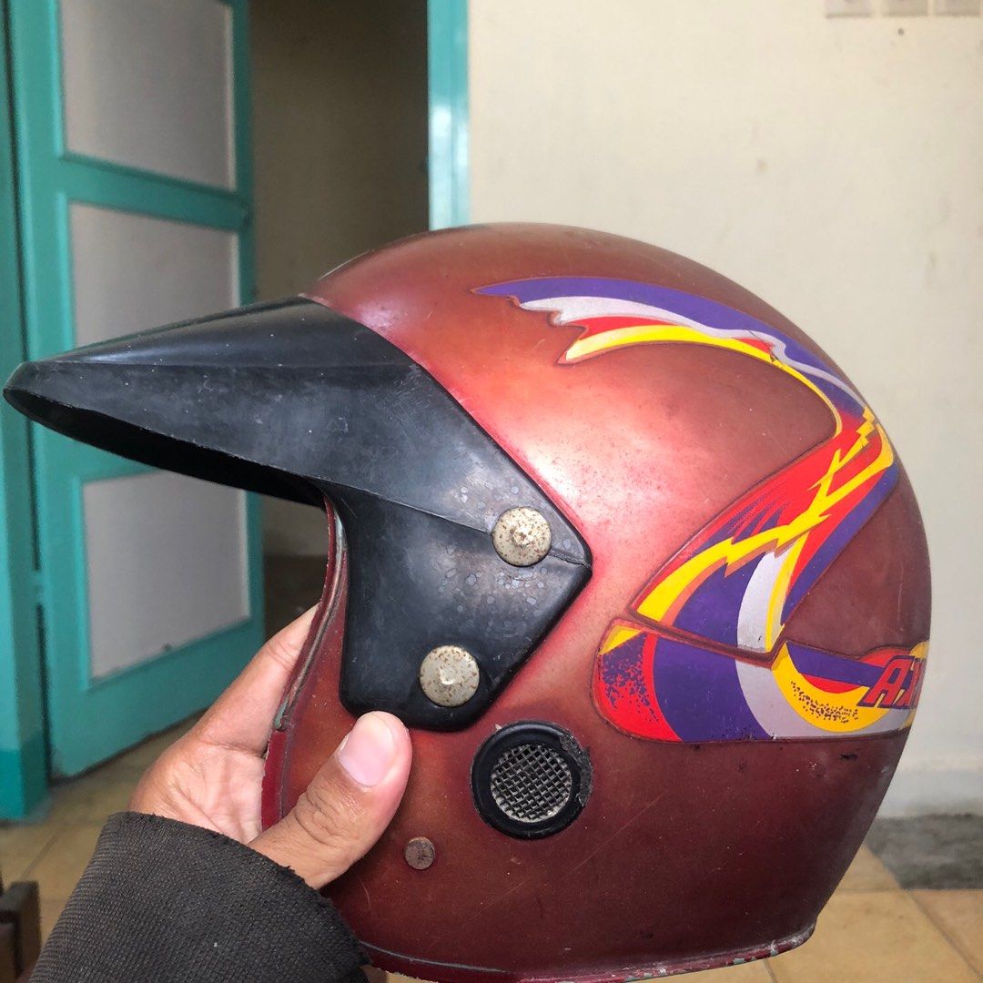 Helm jadul kiwi vintage, Motor di Carousell