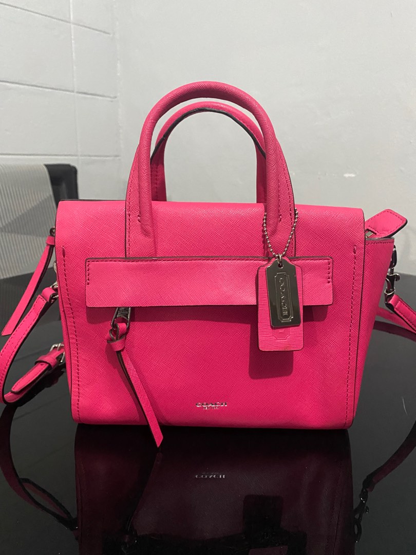 Hot pink Coach Bag, Women's Fashion, Bags & Wallets, Cross-body Bags on ...